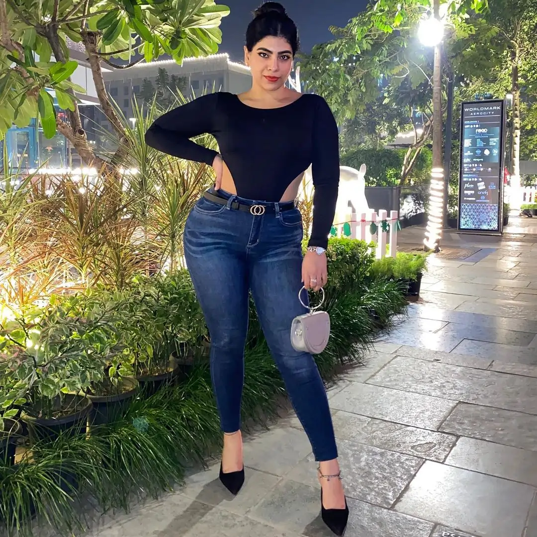 Tanya Kapoor Biography, Wiki, Boyfriend, HD Photos, Interesting ...