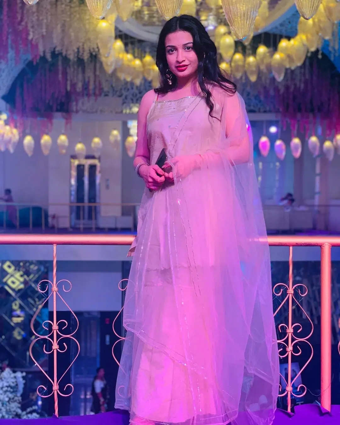 Simran Jain Biography, Wiki, Boyfriend, HD Photos, Interesting ...