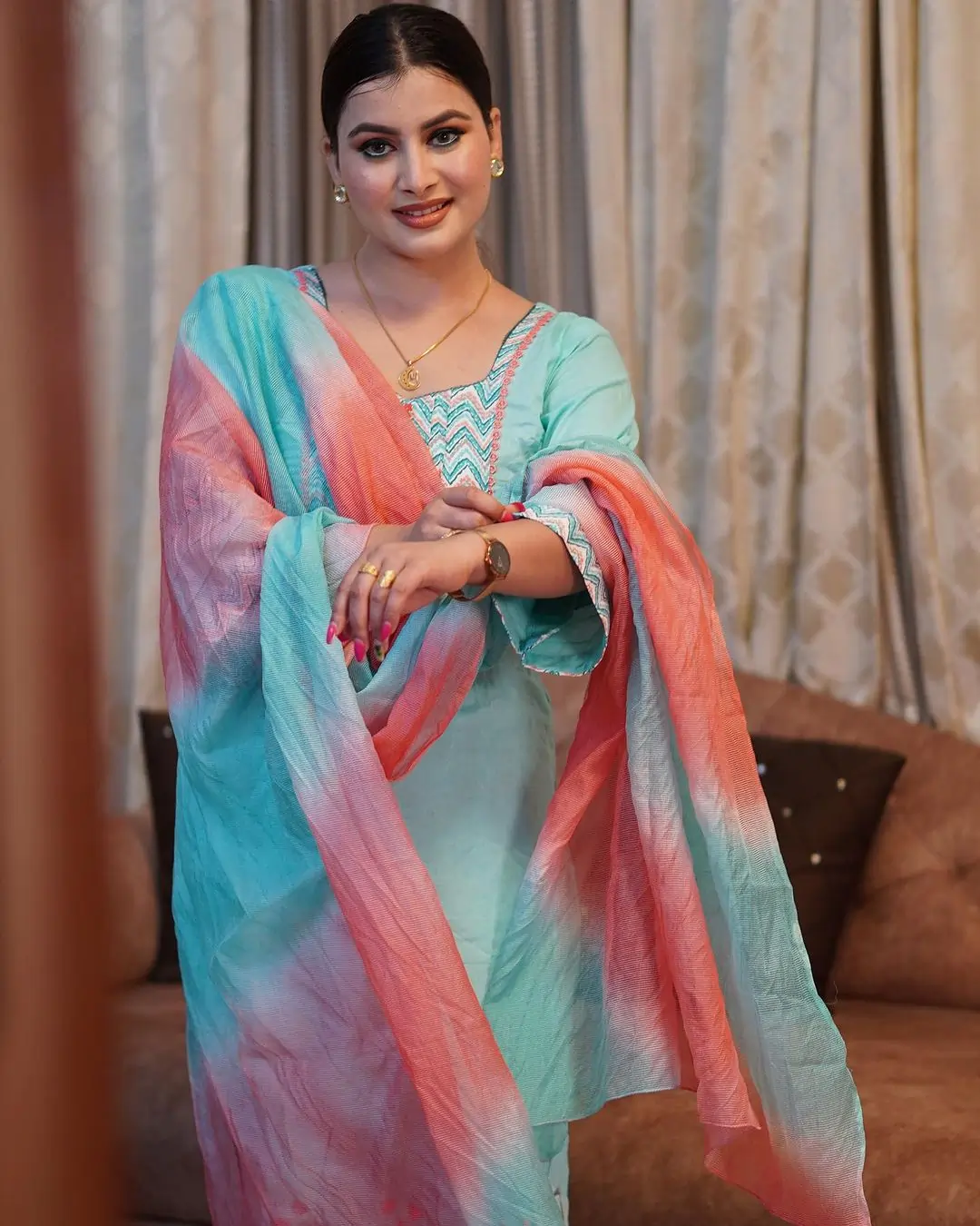 instagram star chann kaur sizzling hot photos leaked on social media